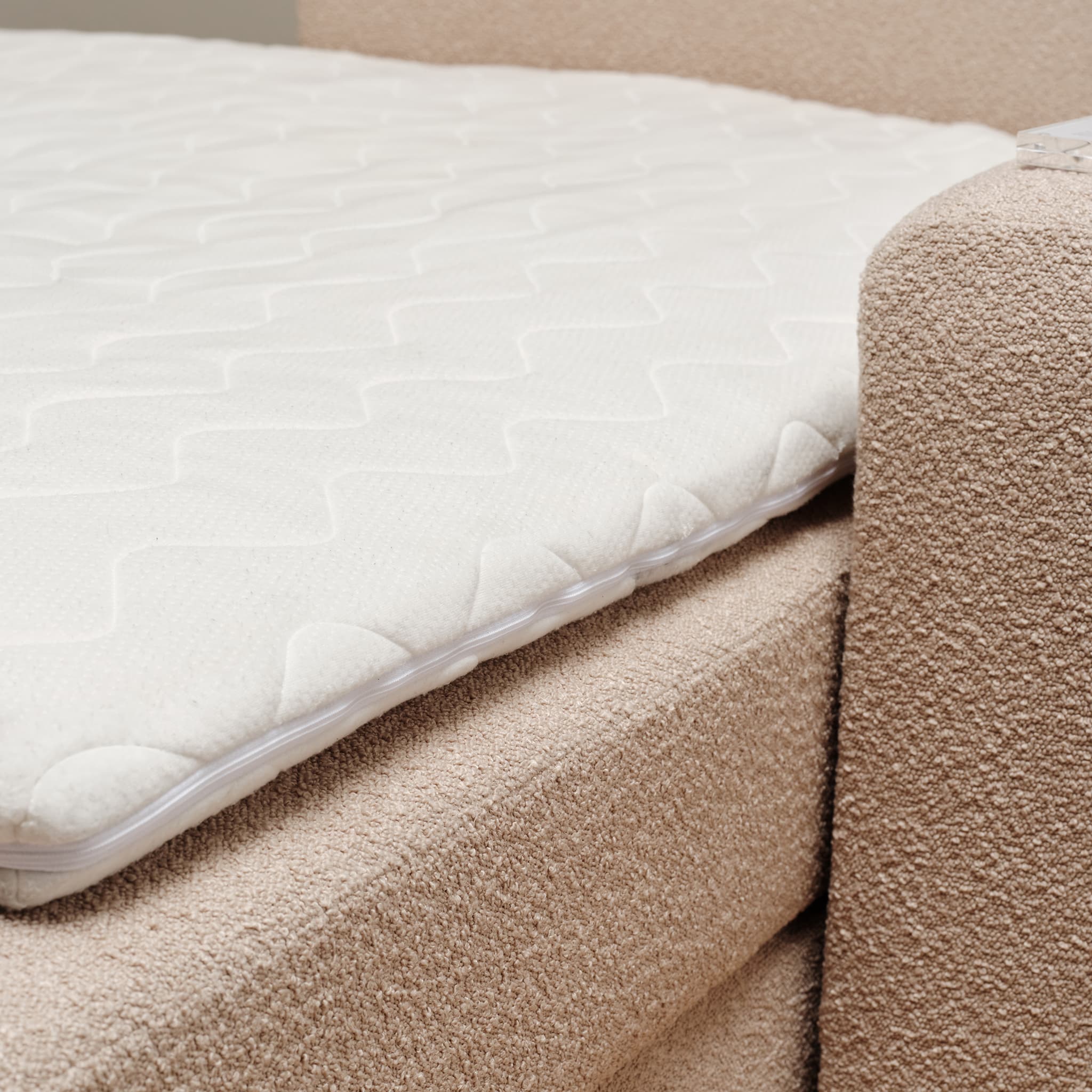 VALROSSEN | Stilvolles, großes, modernes Schlafsofa aus Samt, Bouclé ...