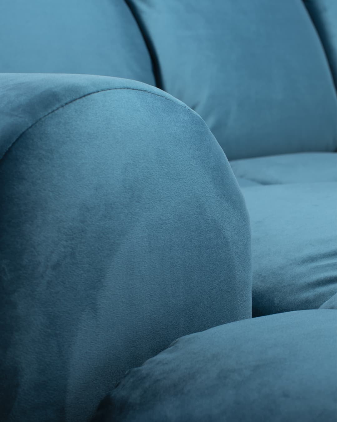 VALROSSEN | Stilvolles, großes, modernes Schlafsofa aus Samt, Bouclé ...