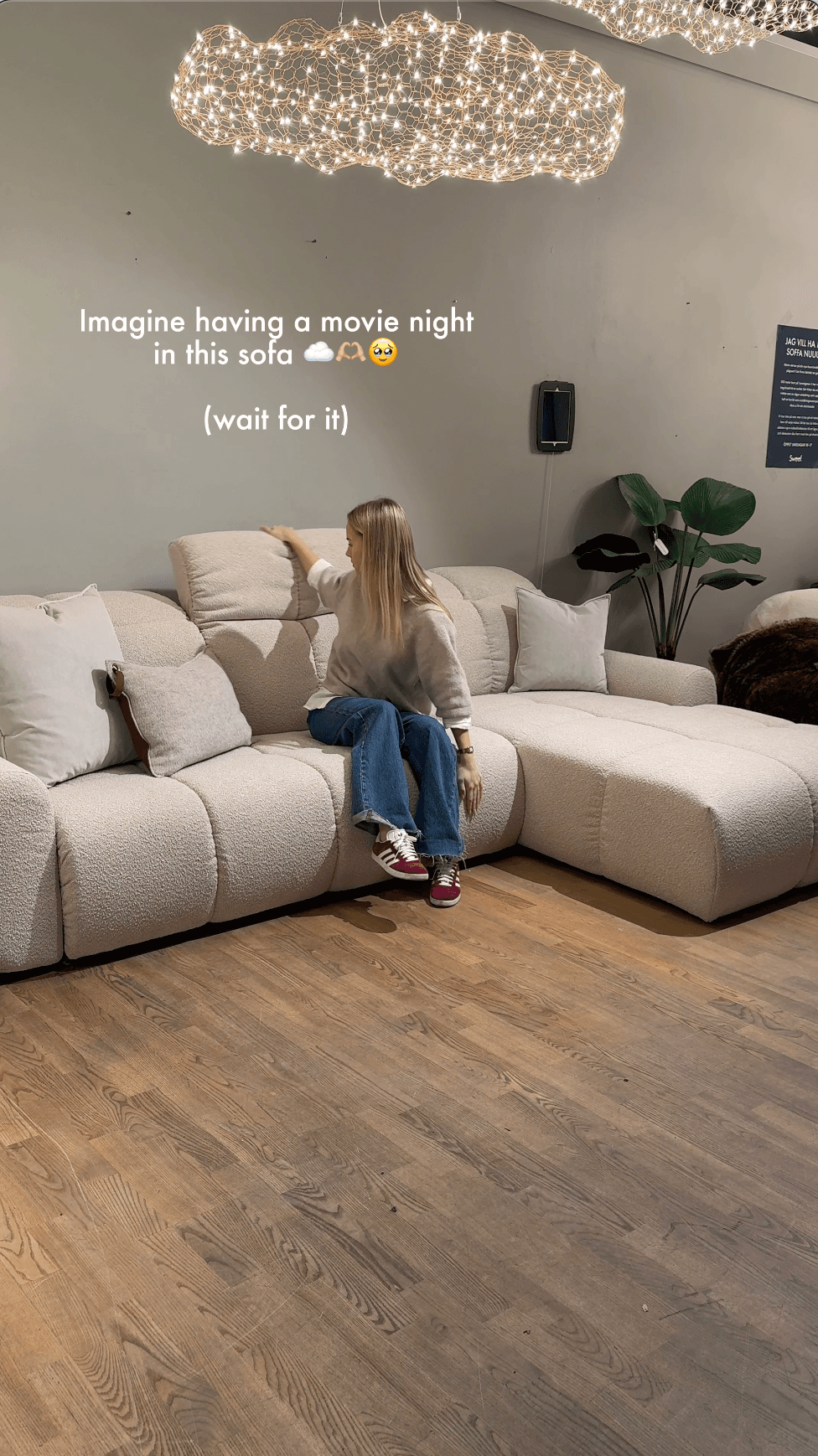 VALROSSEN | Großes Schlafsofa in Samt, Bouclé | SWEEF